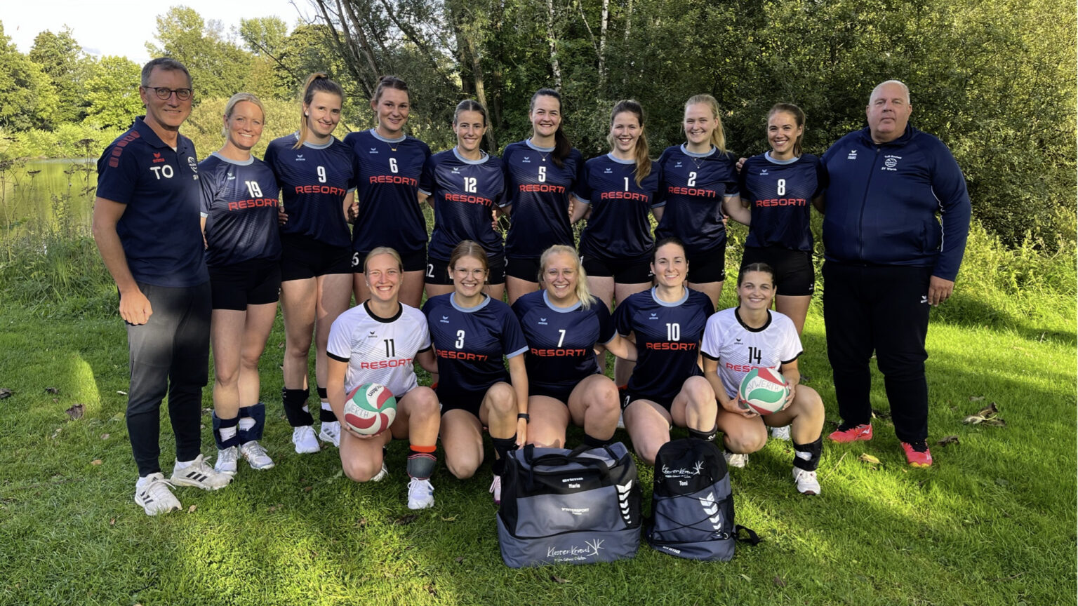 Volleyball-Damen starten mit einem Sieg in die Saison - Isselburg-Live